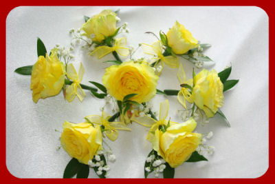 Cocarde sau flori pentru rever din flori artificiale